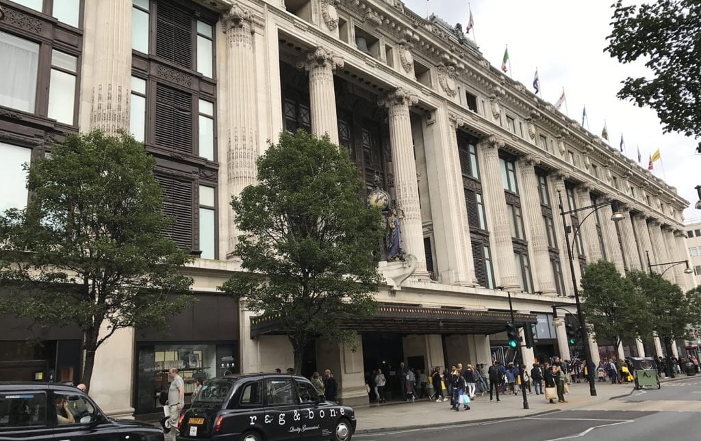 London's Top Shopping Destination This Black Friday - London Perfect