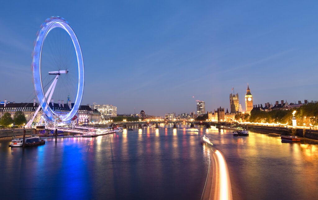 Happy Valentine's Day: Romantic Spots in London - London Perfect